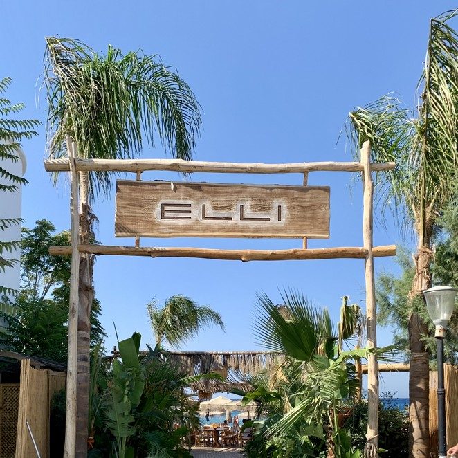 7 coole beach clubs op Elli Beach: trendy beach bars Rhodes Town ...