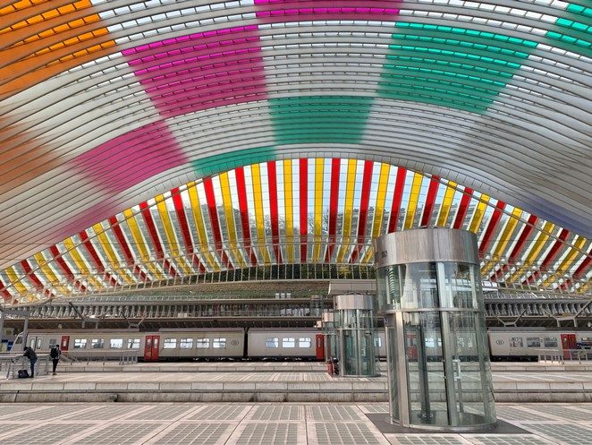 Station Luik-Guillemins, het fotogenieke treinstation van Luik (Liège ...