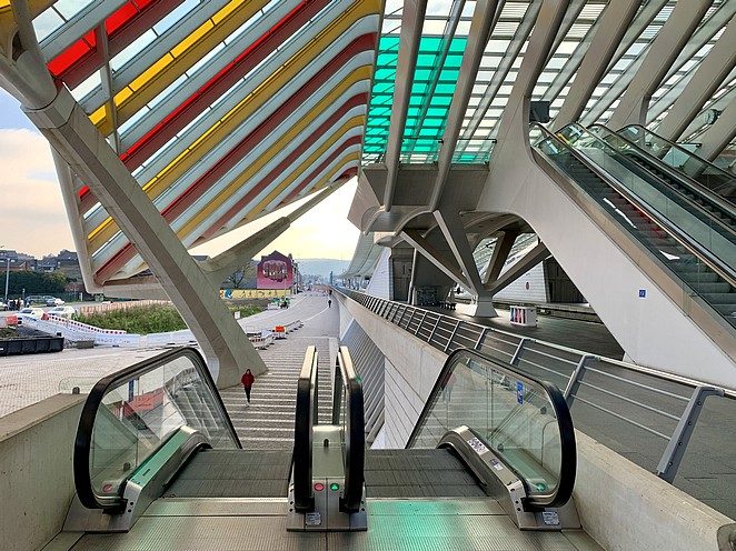 Station Luik-Guillemins, het fotogenieke treinstation van Luik (Liège ...